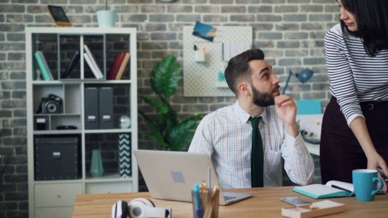Top Types of Office Jobs: Explore Popular Roles and Career